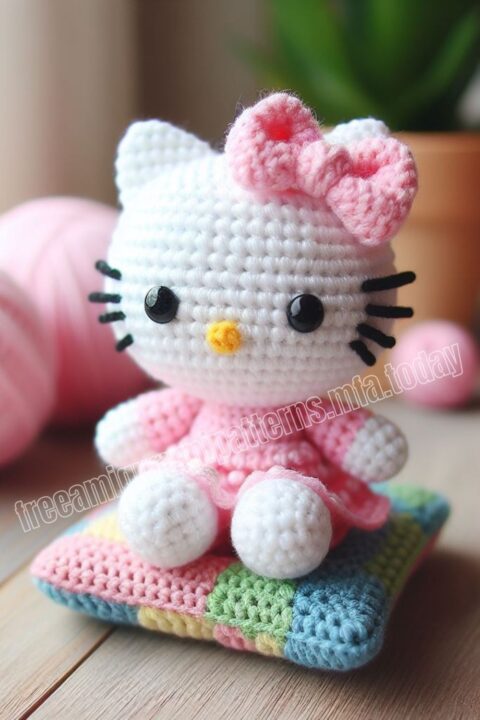 Amigurumi Hello Kitty Keychain Free Pattern-3 – Free Amigurumi Patterns