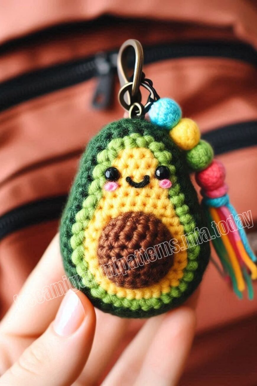 Amigurumi Avocado Keychain Free Pattern-1 – Free Amigurumi Patterns