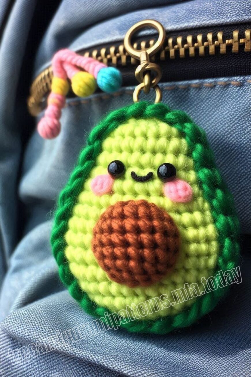 Amigurumi Avocado Keychain Free Pattern-1 – Free Amigurumi Patterns