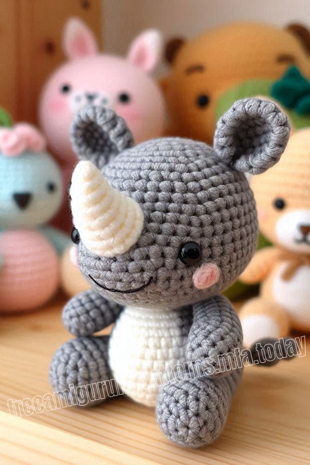 Amigurumi Crochet Rhino Free Pattern-1 – Free Amigurumi Patterns