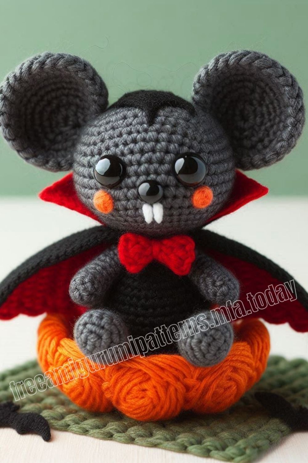 Amigurumi Halloween Vampire Mouse Free Pattern-1 – Free Amigurumi Patterns