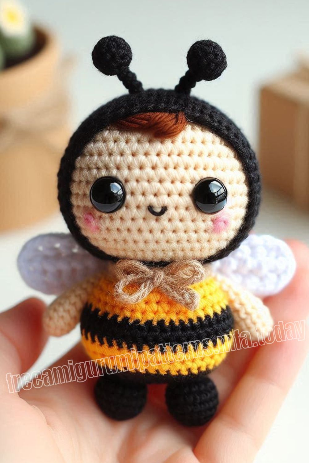 Amigurumi Crochet Bee Chen Free Pattern-1 – Free Amigurumi Patterns
